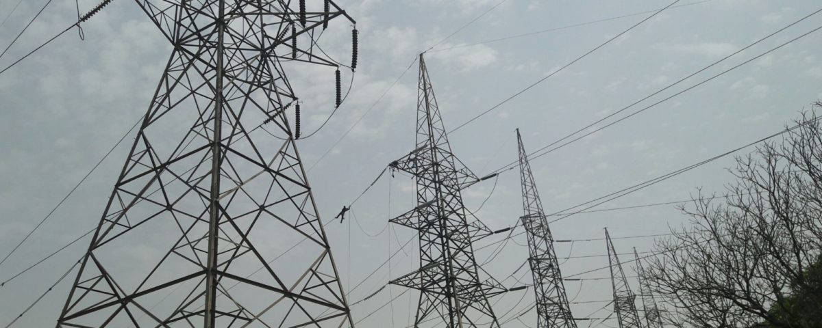 Double circuit transmission line